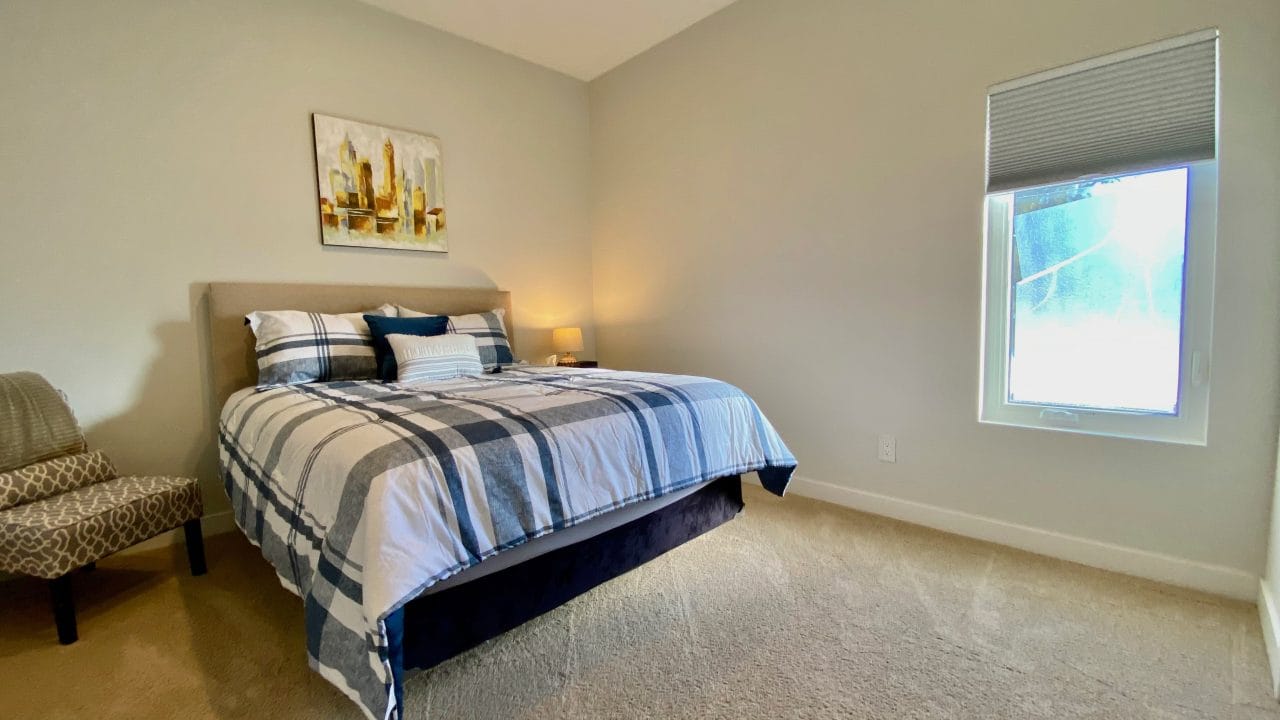 The Edward Fully furnished Modern Rental | Saskatoon Suites